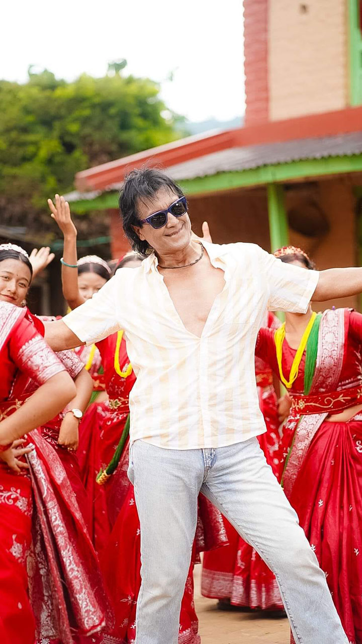 Rajesh-Hamal--Dance-Teej-Song | Glamour Nepal